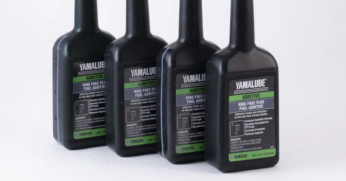 Best Practices for Using Fogging Oil in Your Outboard Motor – Yamaha ...